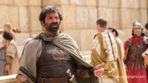 Elijah Alexander: Yale-Trained Actor, Age, Height, Net worth 2026....